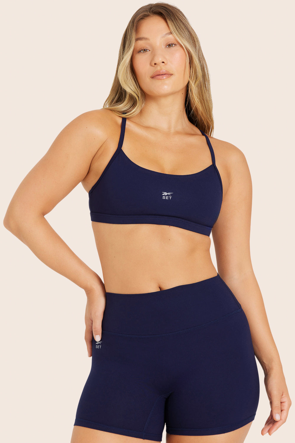ACTIVE BRAS + TOPS – SET ACTIVE
