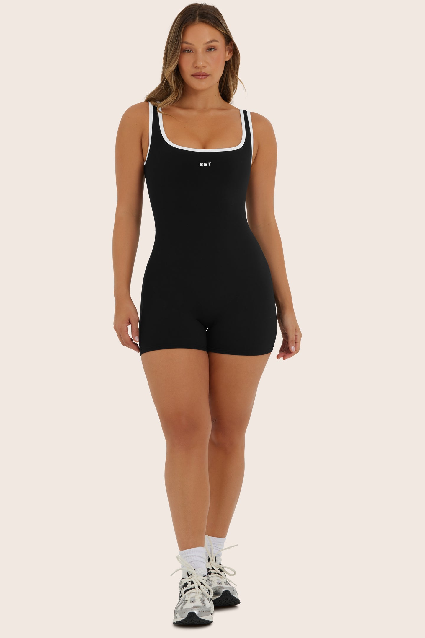 ACTIVE ROMPERS + JUMPSUITS – SET ACTIVE