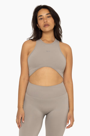 THE ELEMENTS COLLECTION – SET ACTIVE